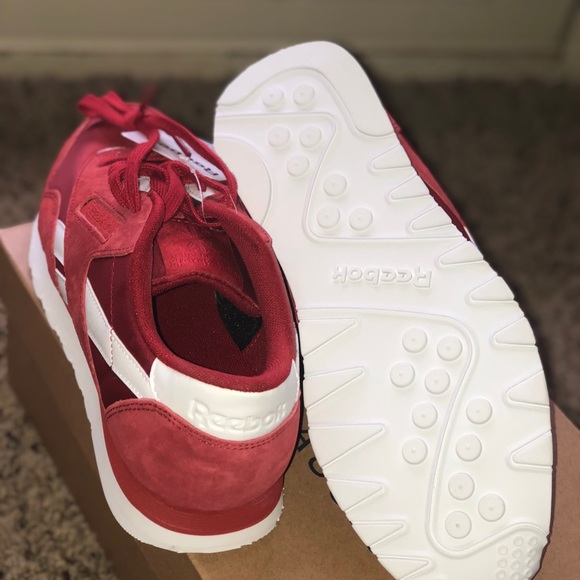 Reebok | Shoes | Reebok Classic Nylon Red | Poshmark